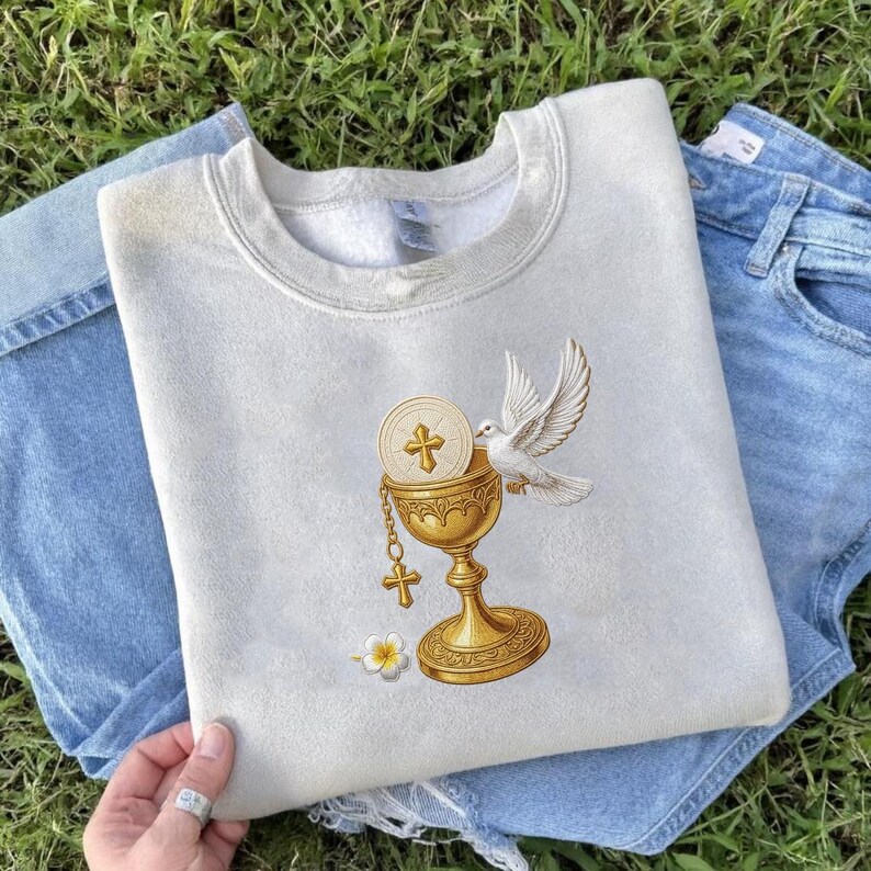 Holy Communion Chalice Dove Embroidery Design, Catholic Eucharist Cross ...