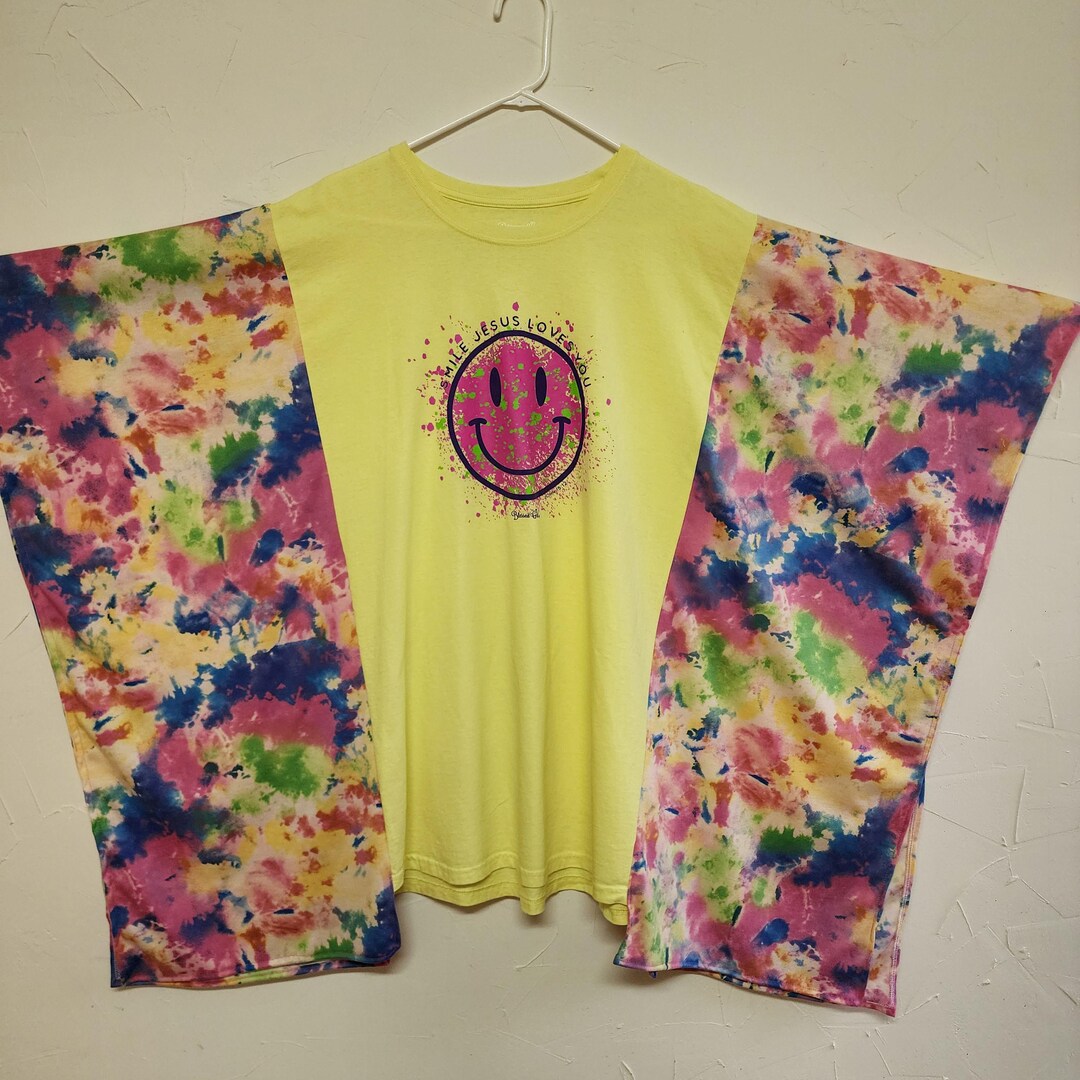 BOHO PONCHO CHRISTIAN, Happy Face Jesus Loves You, Upcycled T-shirt ...