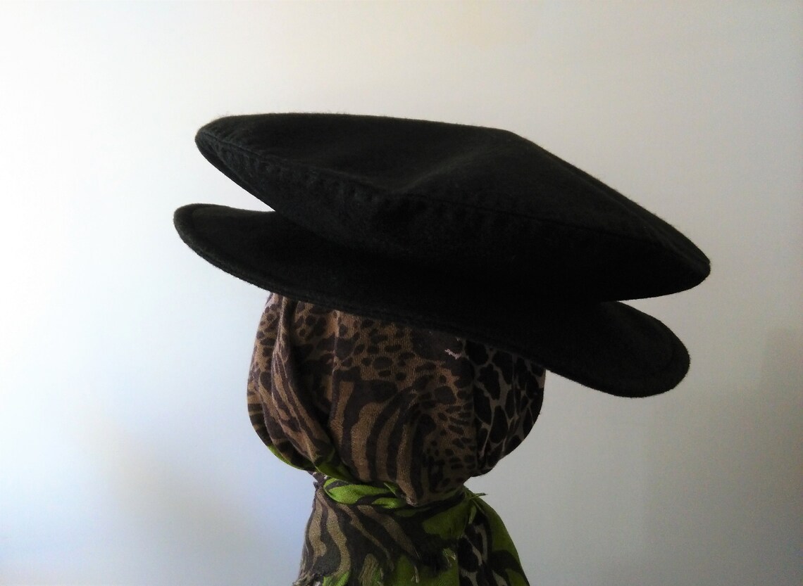 Medieval Renaissance Hat / Tudor Flat Cap - Etsy