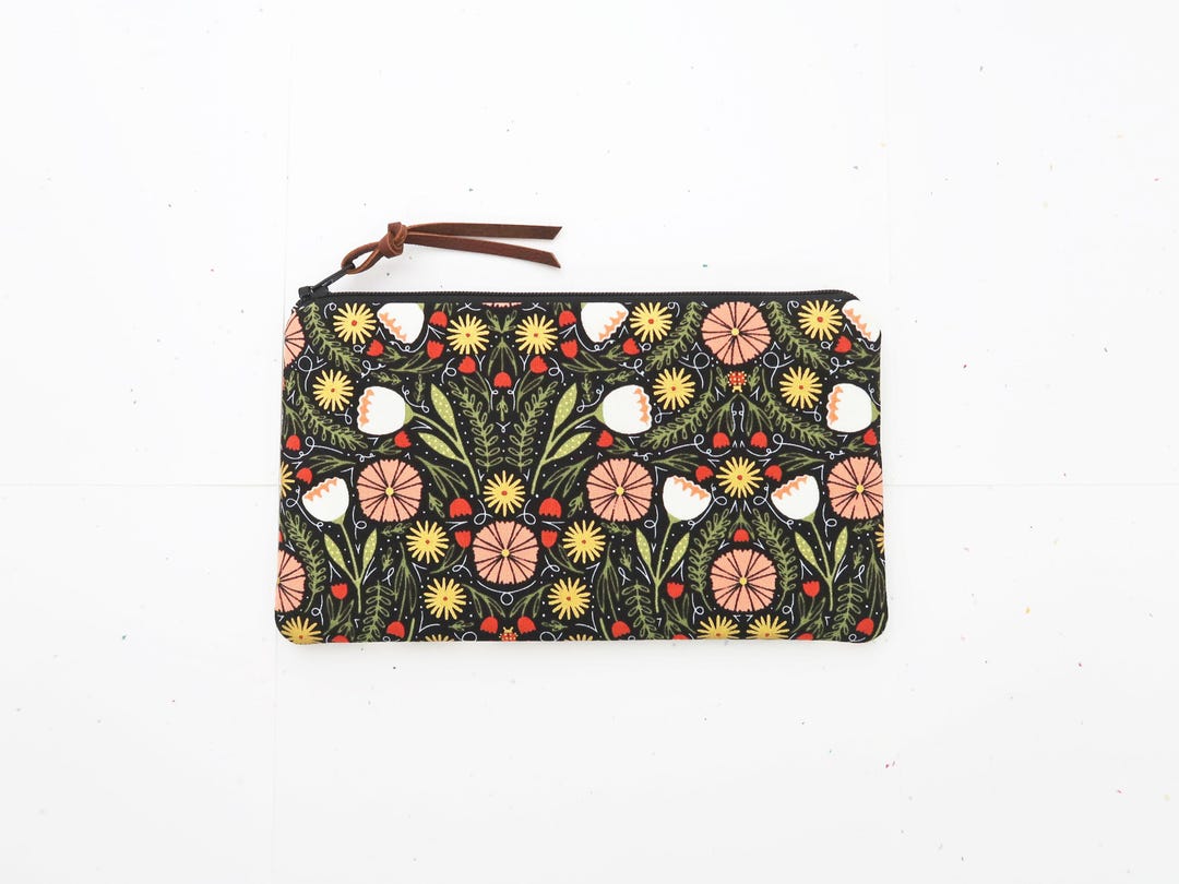 Floral & Tulips Pencil Pouch, Small Makeup Pure, Padded Notions Bag for ...