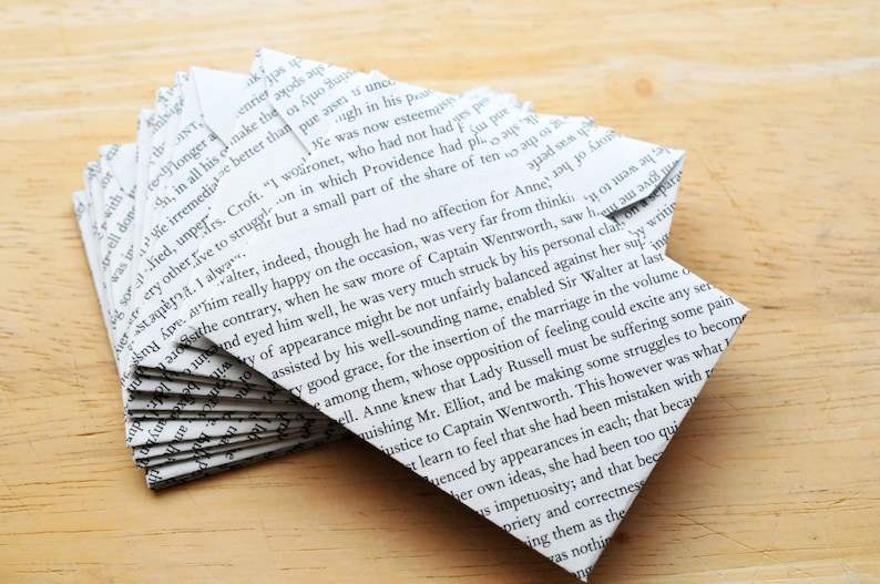Book Page Mini Cards // Set of 10 // Gift Card Envelopes // - Etsy