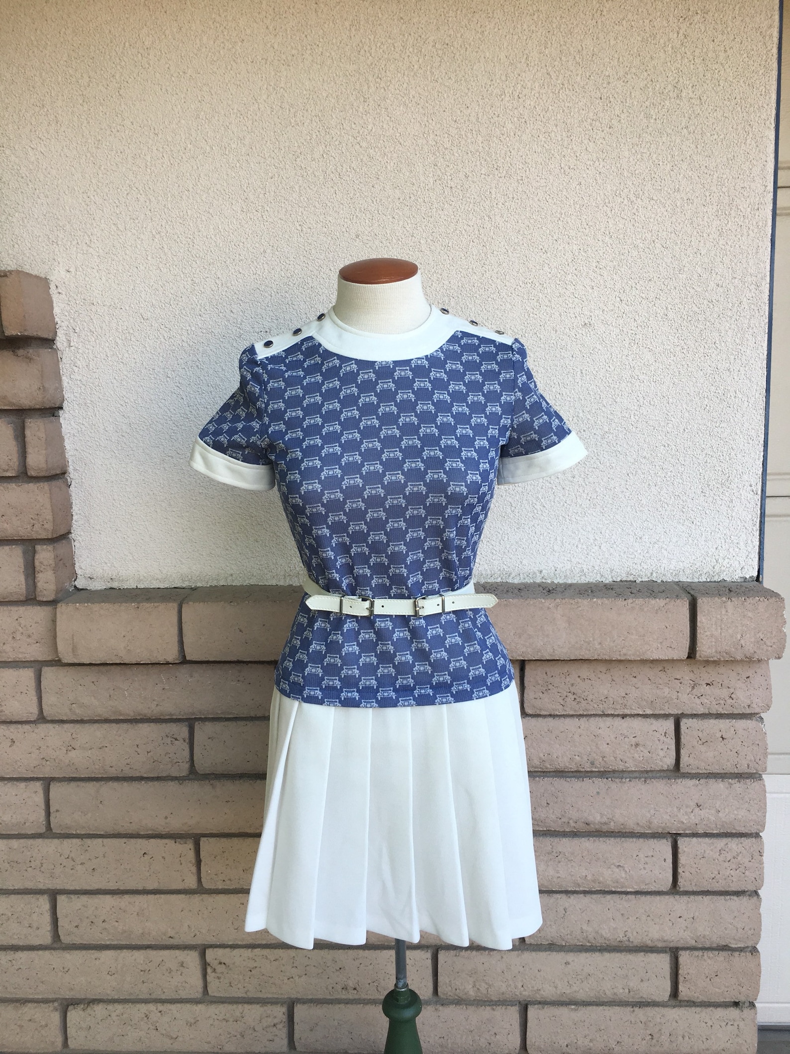 60s 70s Mini Dress model A Novelty Print Pleated - Etsy