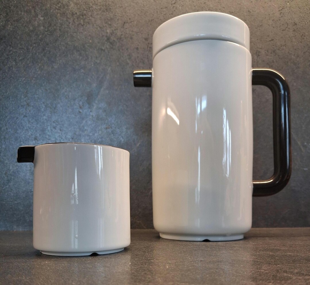 Minimalist Coffee Pot + Cream Jug - Coffee Set Life - Friesland ...