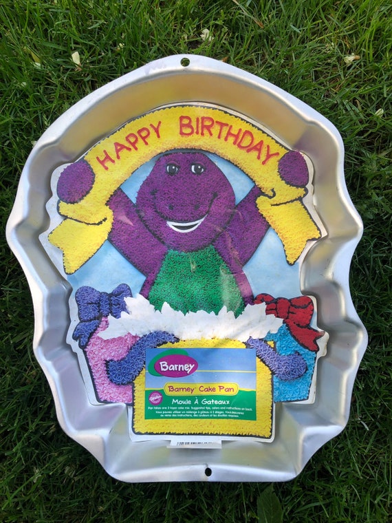 Wilson cake pans store
