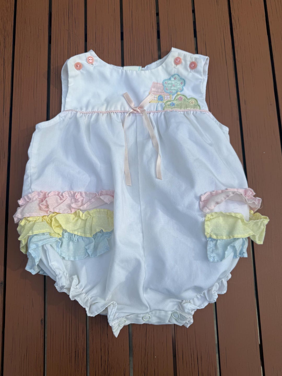 Vintage Baby Girl Ruffle Butt Bubble Romper With Hiuse and Tree ...