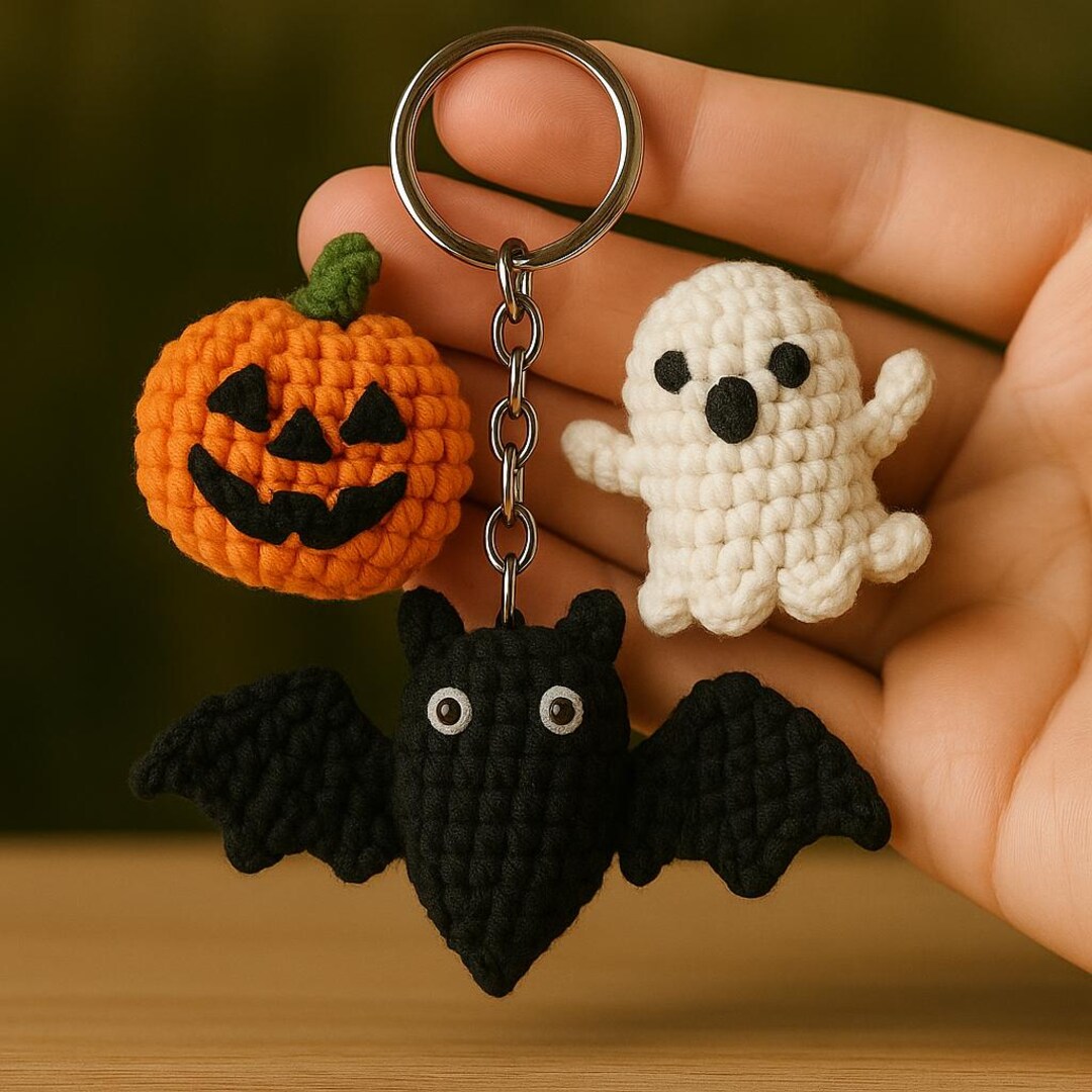 Crochet Halloween Keychain | Handmade Pumpkin Ghost Keychains | Cute ...