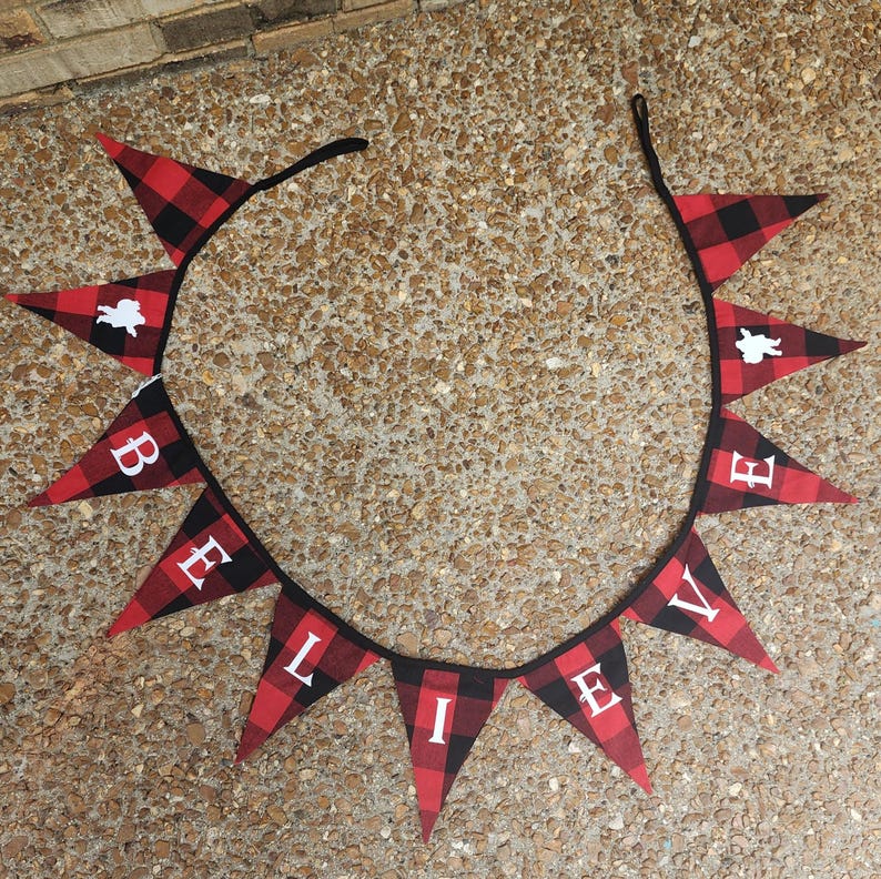 Old World Font Believe Red Buffalo Plaid Pennant Garland With Santa - Etsy