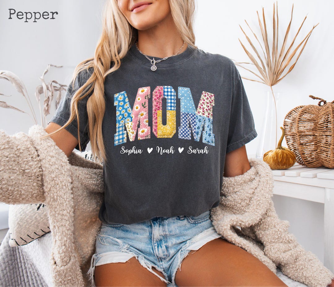 Custom Mom Shirt, Kids Names, Patchwork Print, Comfort Colors® Tee - Etsy