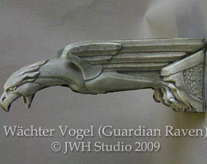 Wächter Vogel (guardian Raven) Gargoyle by Jay W. Hungate - Etsy