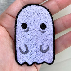 3 Embroidered Ghost Patch, Halloween Sew-on Patch - Etsy