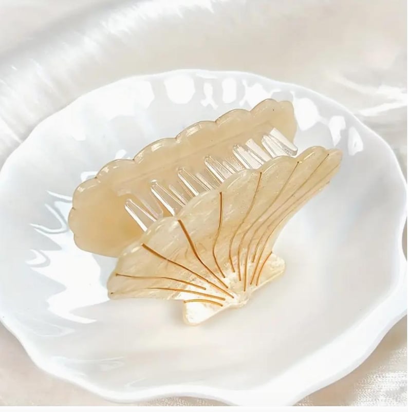 Shell Hair Clip – Ocean Accessory – Beach Barrette- Mermaid Claw Clip ...