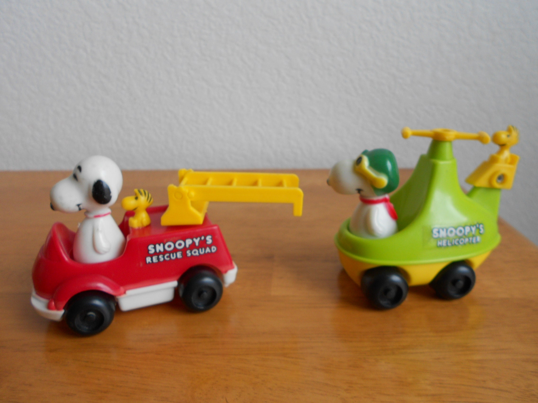 Vintage Peanuts Snoopy's Helicopter & SNOOPY Rescue Squad Aviva Toys ...