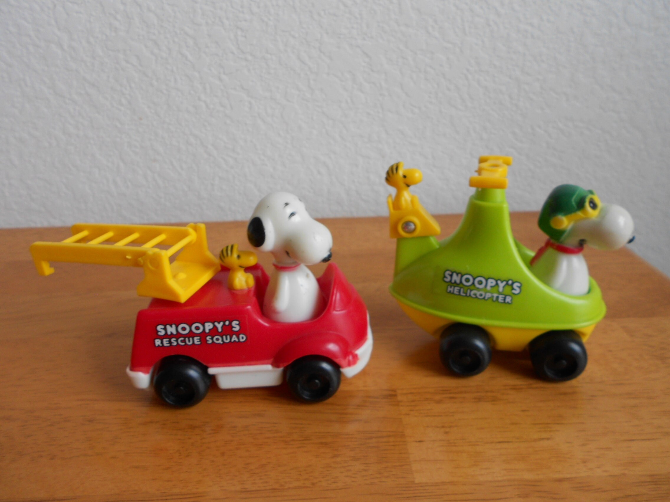 Vintage Peanuts Snoopy's Helicopter & SNOOPY Rescue Squad Aviva Toys ...