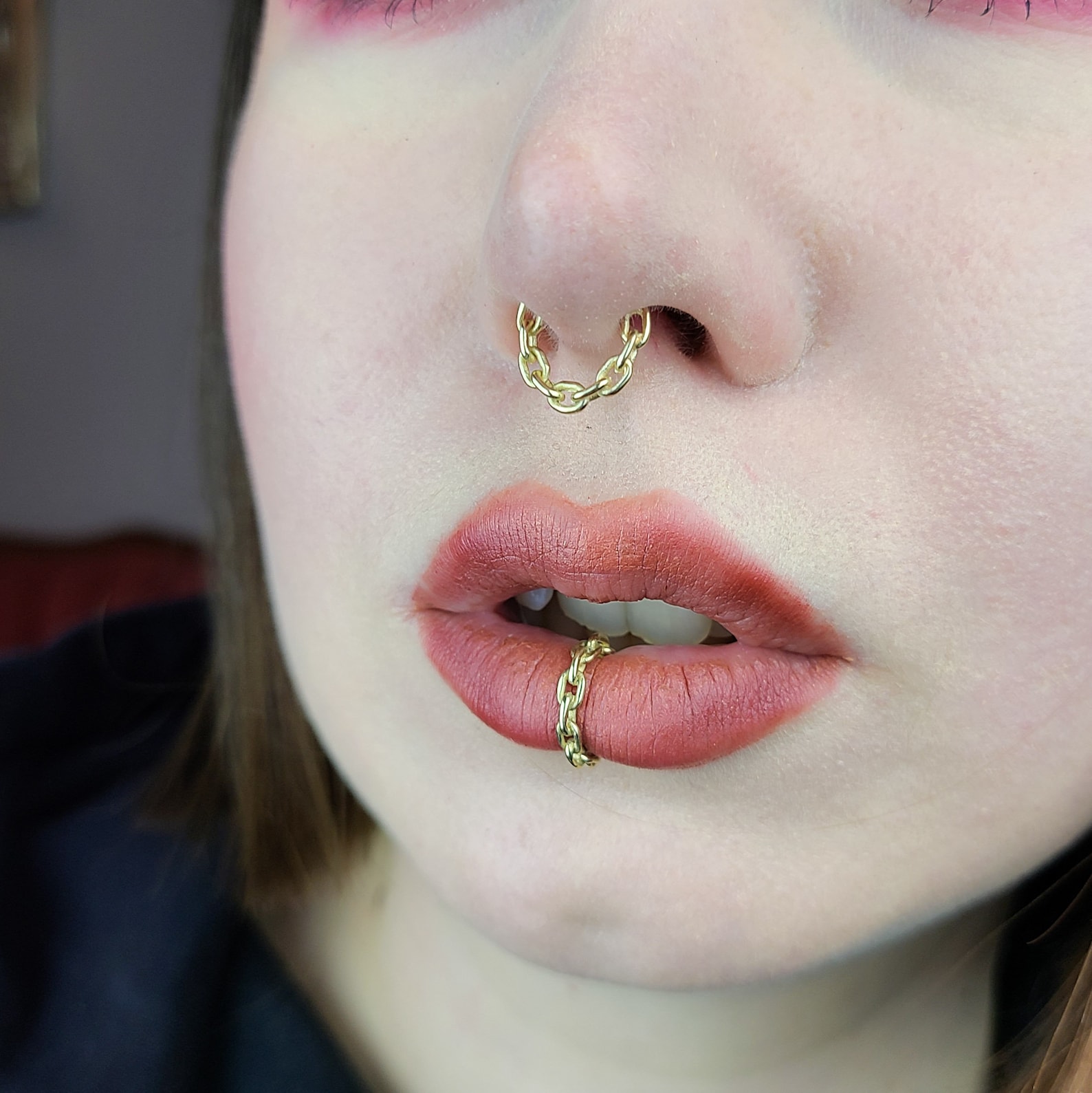 10K 14K Yellow Gold Chain Lip Cuff Fake Lip Piercing - Etsy UK