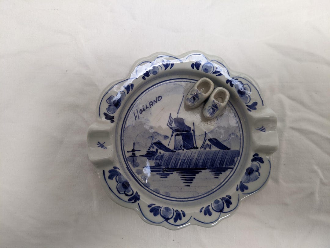 Vintage Delft Blue and White Stamped Ash Tray With Mini Clogs and ...