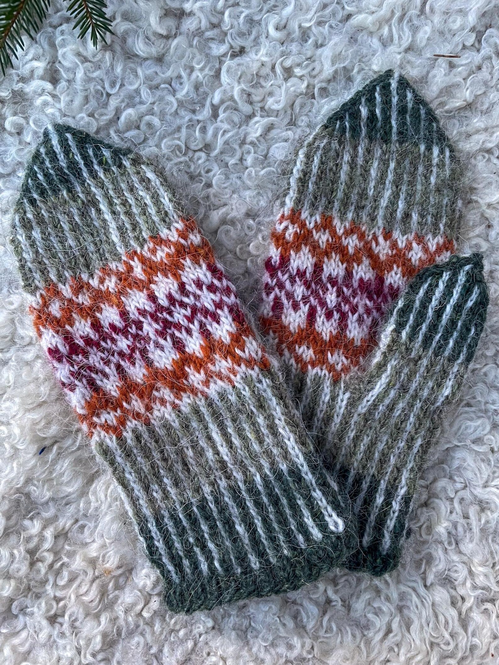 Nordic Colorwork Mittens: PDF Knitting Pattern - Etsy