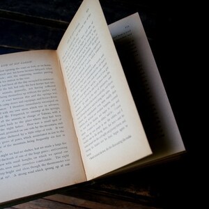 Americana Vintage 1889 , First Edition Book " "the Life of Kit Carson ...