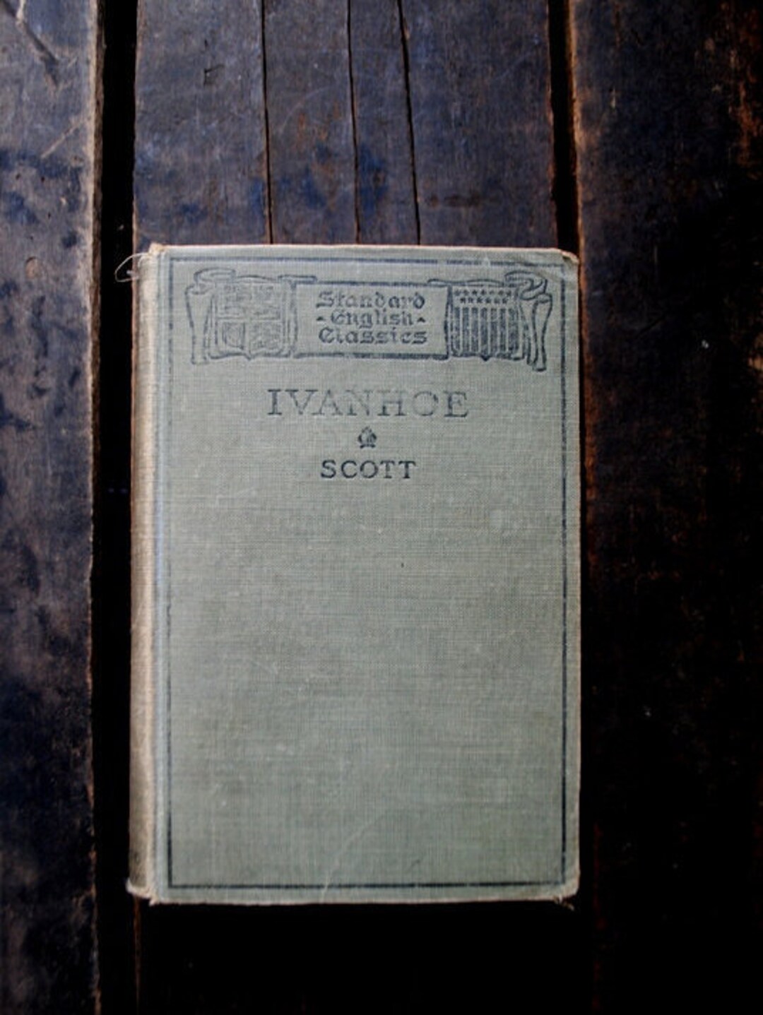 Antique 1906 , Standard English Classics Book "ivanhoe" by Scott. Ginn ...