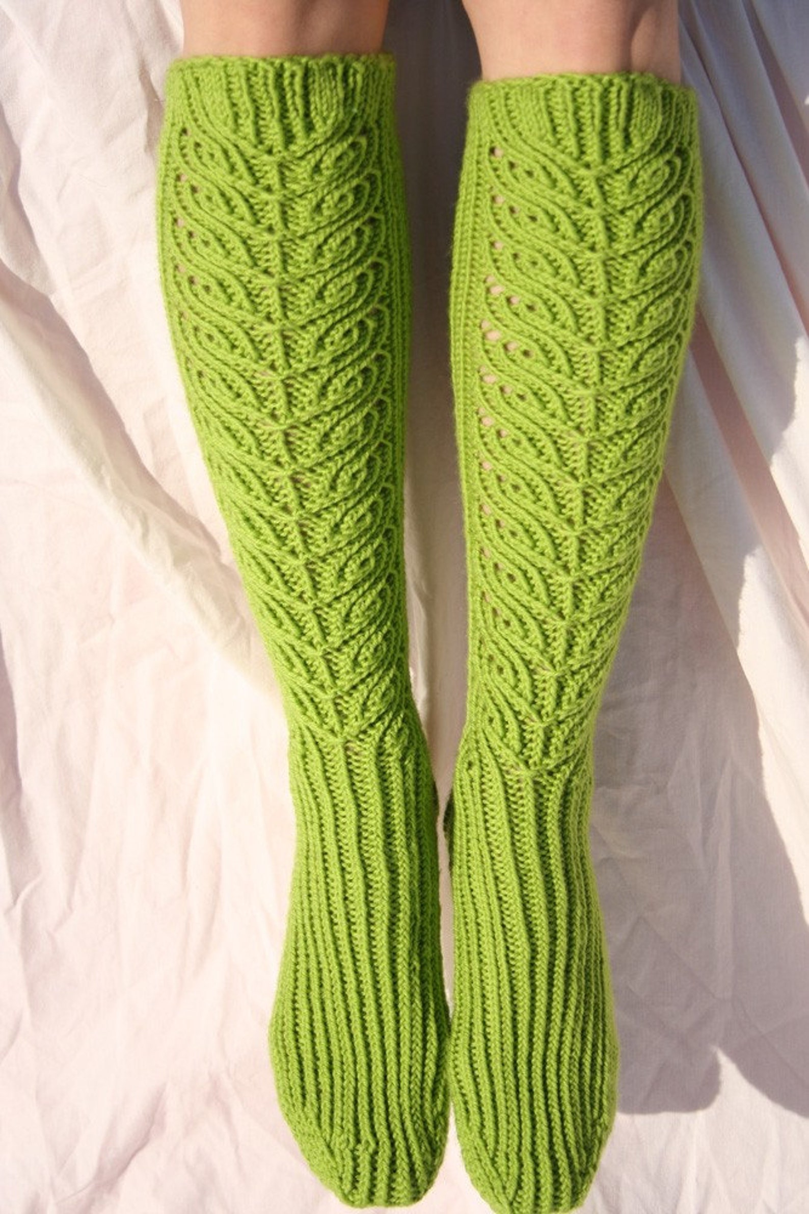 Knee High Socks -knitting Pattern (PDF Download) - Etsy