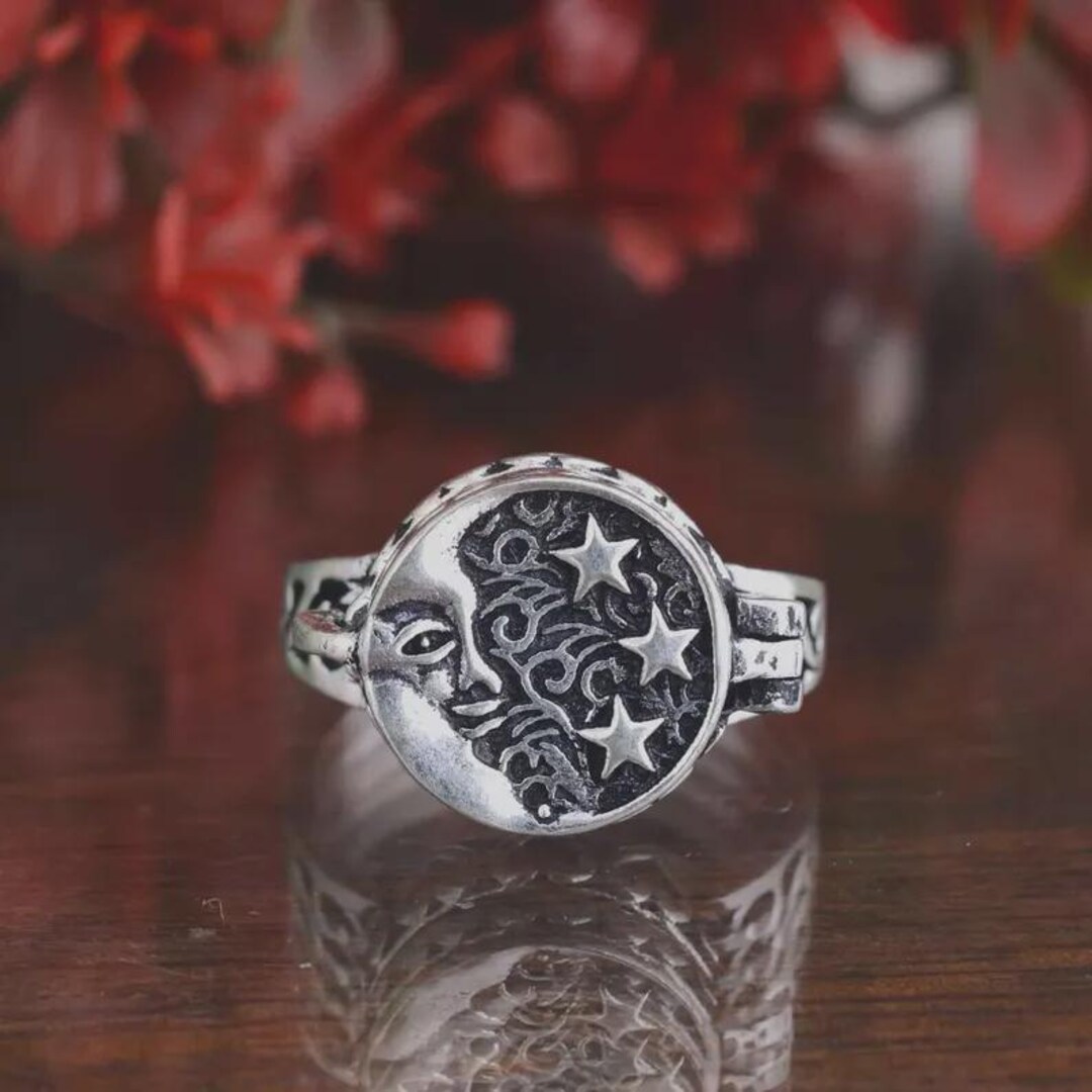 Poison Box Ring, Vintage Poison Ring, Secret Locket Ring With Hidden ...