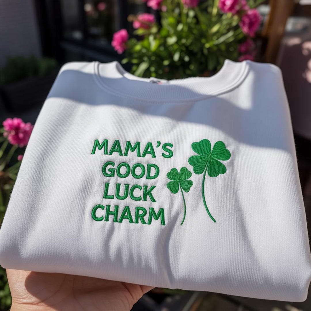 Mama's Good Luck Charm T-shirt, Aesthetic St. Patrick's Day Mom Graphic ...