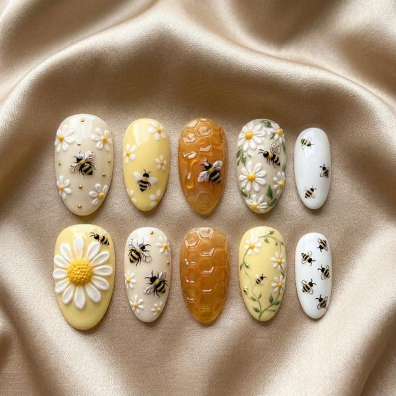 Handmade 3D Honeycomb & Daisy Press on Nails | Cute Honey Bee Nail Art ...