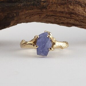 Yellow Gold Raw Tanzanite Ring - Gemstone Engagement Ring - Gold ...