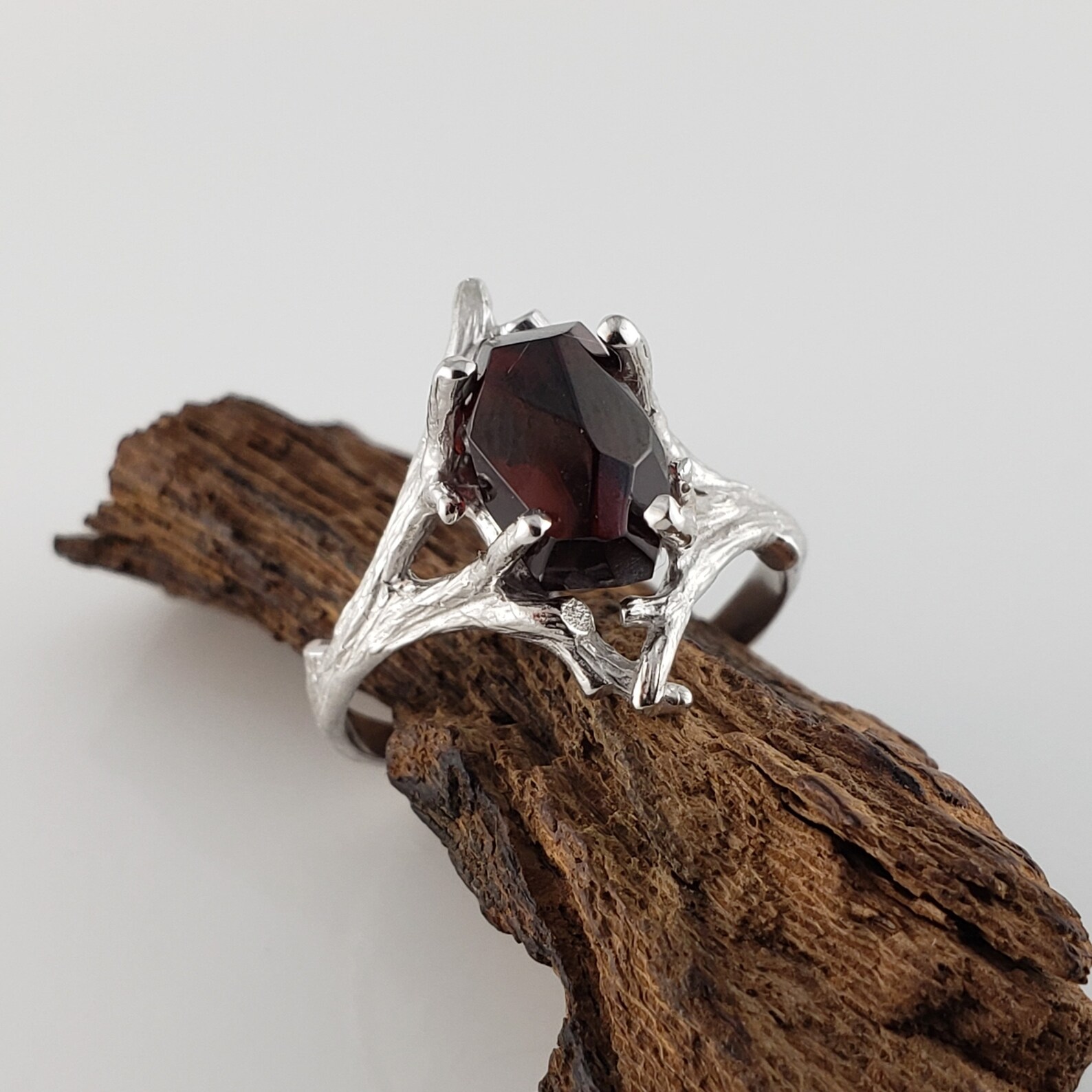 Ant Hill Garnet Gemstone 14k Gold Twig Engagement Ring. - Etsy