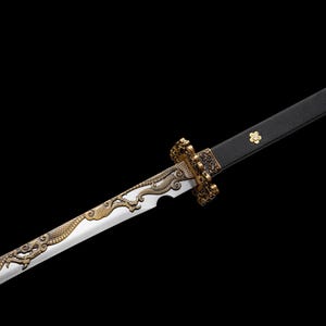 Dragon Damascus Steel Sword – Handcrafted Full Tang Katana With ...