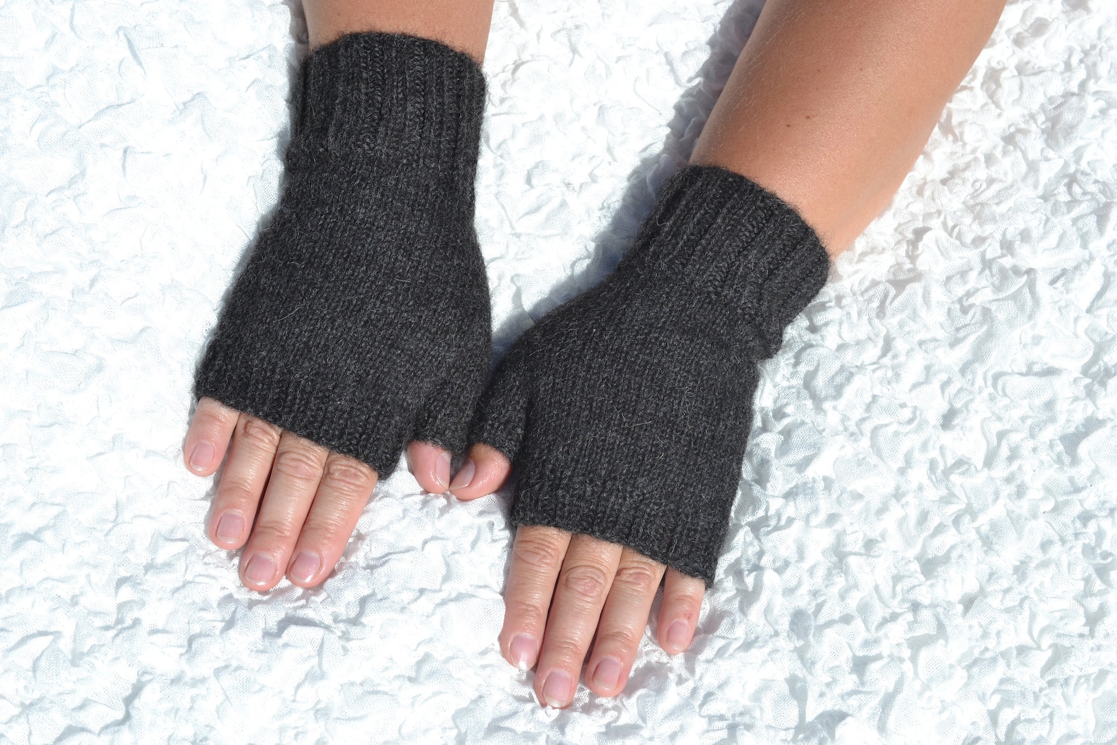 Dark Grey Fingerless Gloves Made of Alpaca Wool Hand Knitted | Etsy