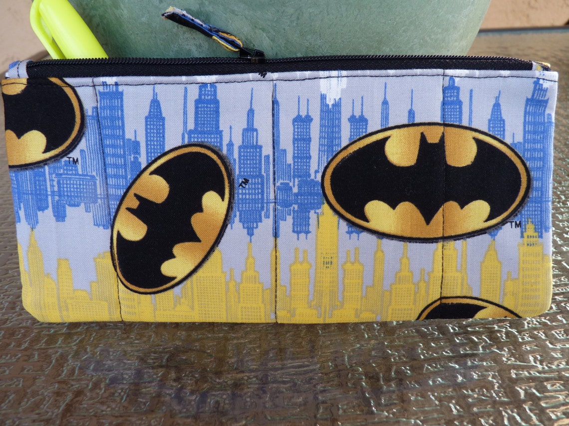 Handcrafted Batman Zipper Pencil Case/travel Bag/ Pouch/ Gadget Bag - Etsy