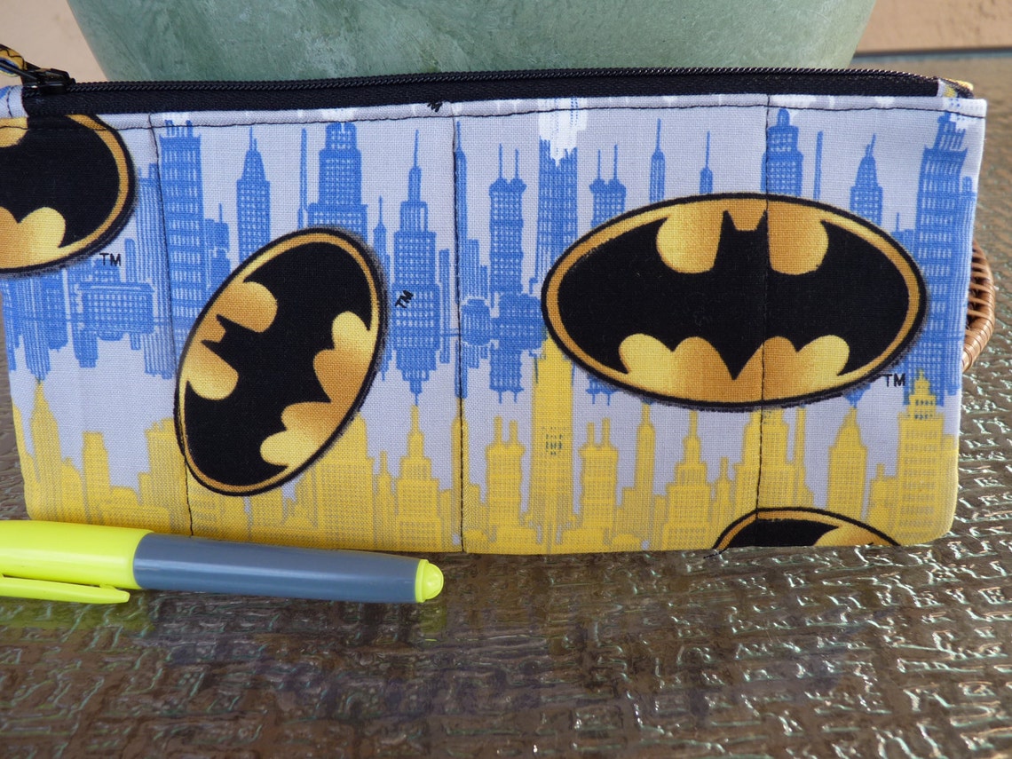 Handcrafted Batman Zipper Pencil Case/travel Bag/ Pouch/ Gadget Bag - Etsy