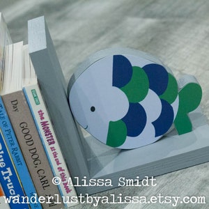 Oceana Bookends, Sea Turtle and Fish Themed Wooden Bookends (grey, Gray ...