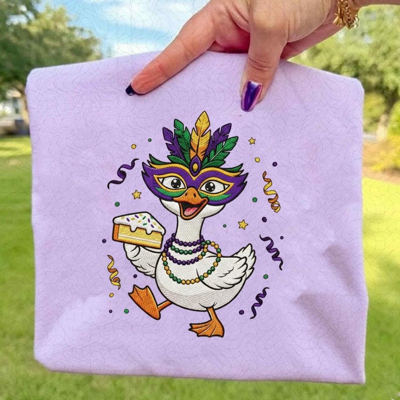 Mardi Gras Goose Embroidery Design | Goose With Mask & King Cake ...