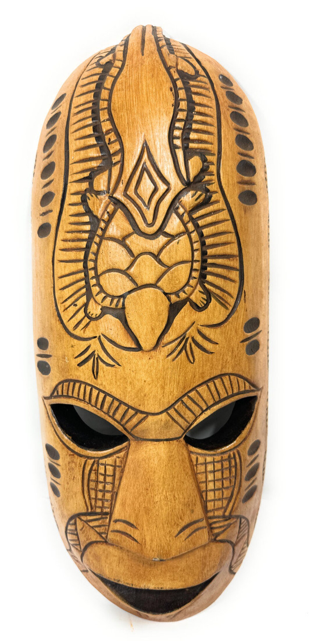 Fijian Mask 20 in With Carved Turtle and Gecko | #mdrx005 - Etsy