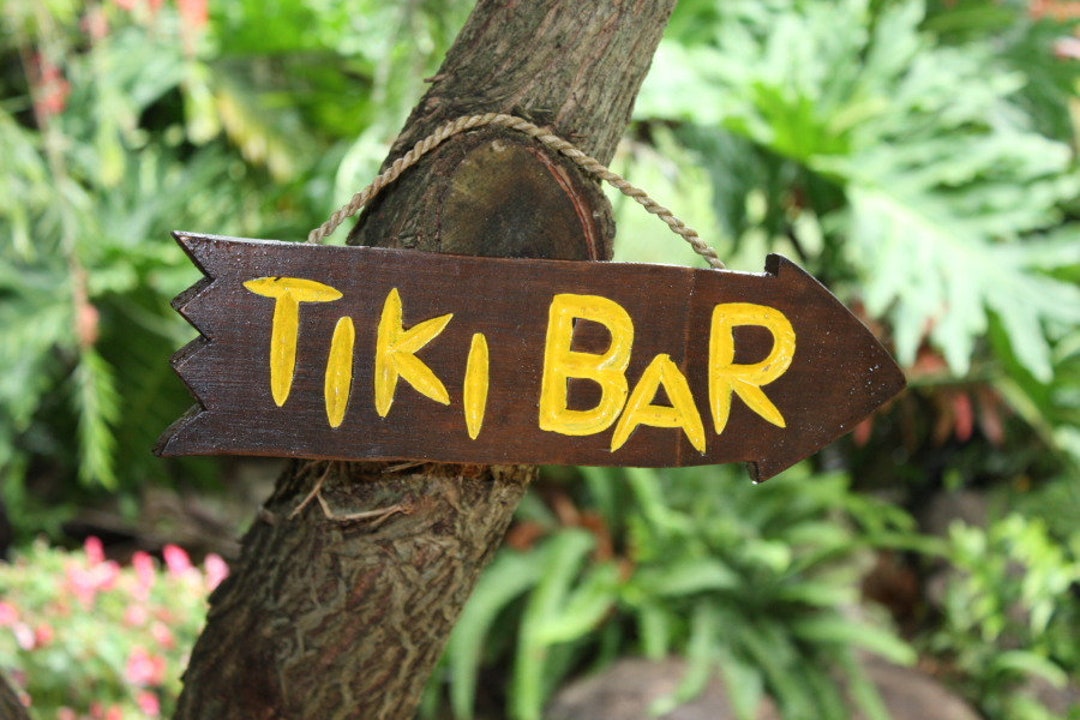 Tiki Bar Arrow Driftwood Sign 12 Tropical Decor - Etsy