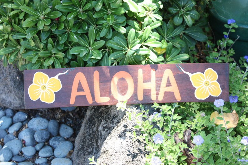 Wooden Aloha Sign W/ Hibiscus 20" - Tiki Bar Decor | #dptaloha1 - Etsy