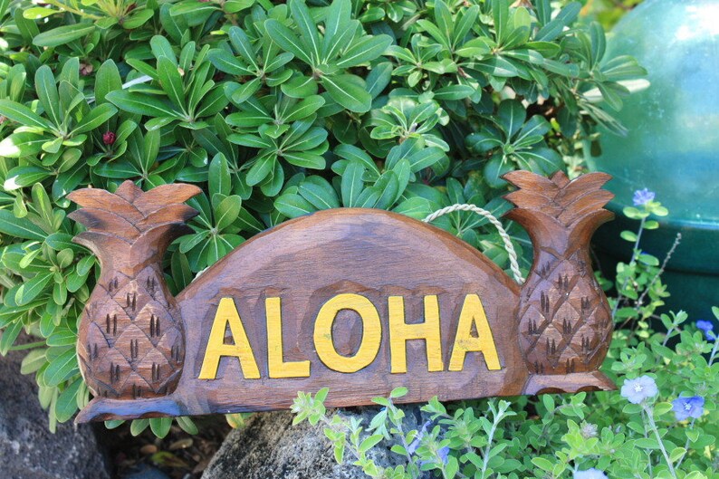 Aloha Sign W/ Pineapple 14" - Tropical Decor | #bds1201240a - Etsy