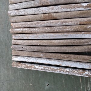 Vintage Crusty Shabby Pained Reclaimed Chair Dowels Spindles Farm Fresh ...