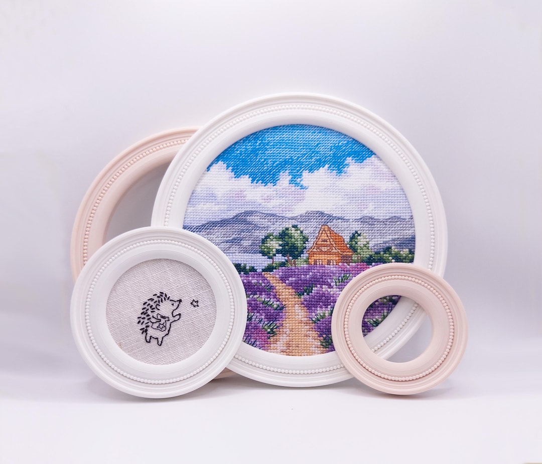 Magnetic Cross Stitch Round Frame: White Needlework Display With Stand ...