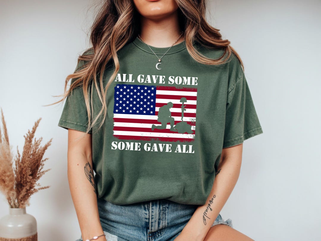 Fallen Hero Kneeling Soldier T-shirt – Memorial Day Tribute - Etsy