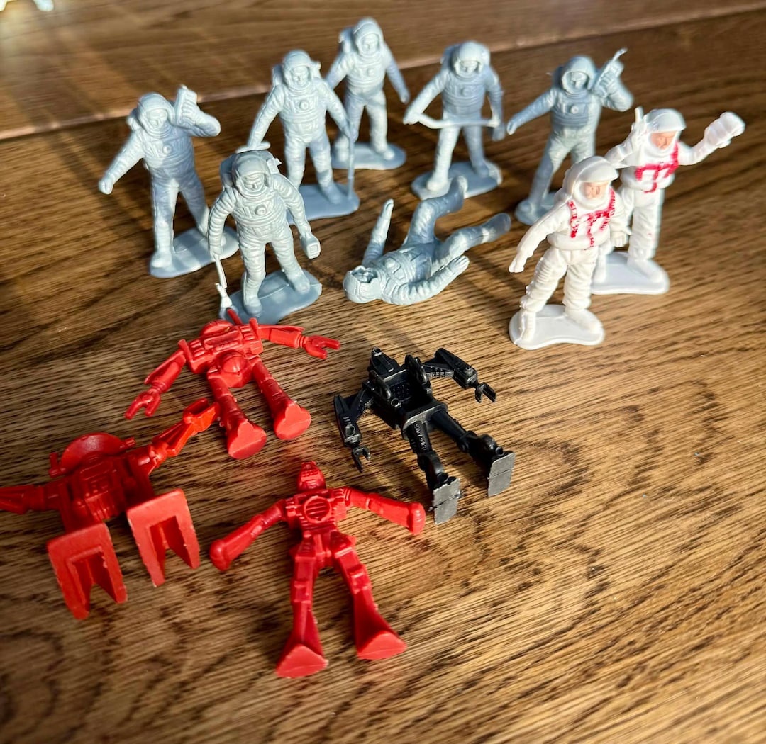 Vintage 1984 ARCO Rogun Go-bots Robots (x4) + Astronaut Figures (x9) - Etsy