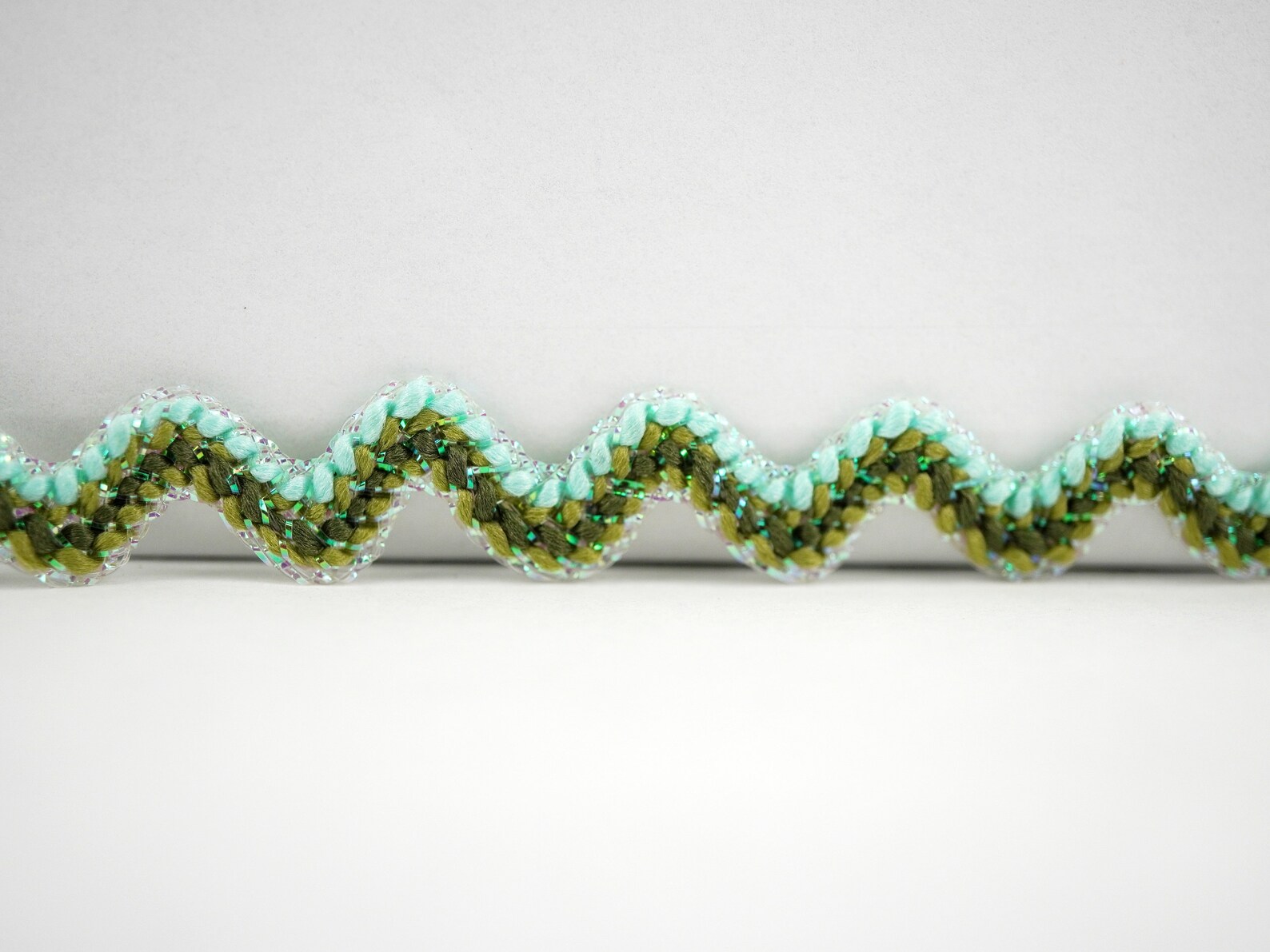 5 Yards 1/2" Sparkly Rick Rack, Rick Rack Trim, Glitter Rick Rack, Wavy ...