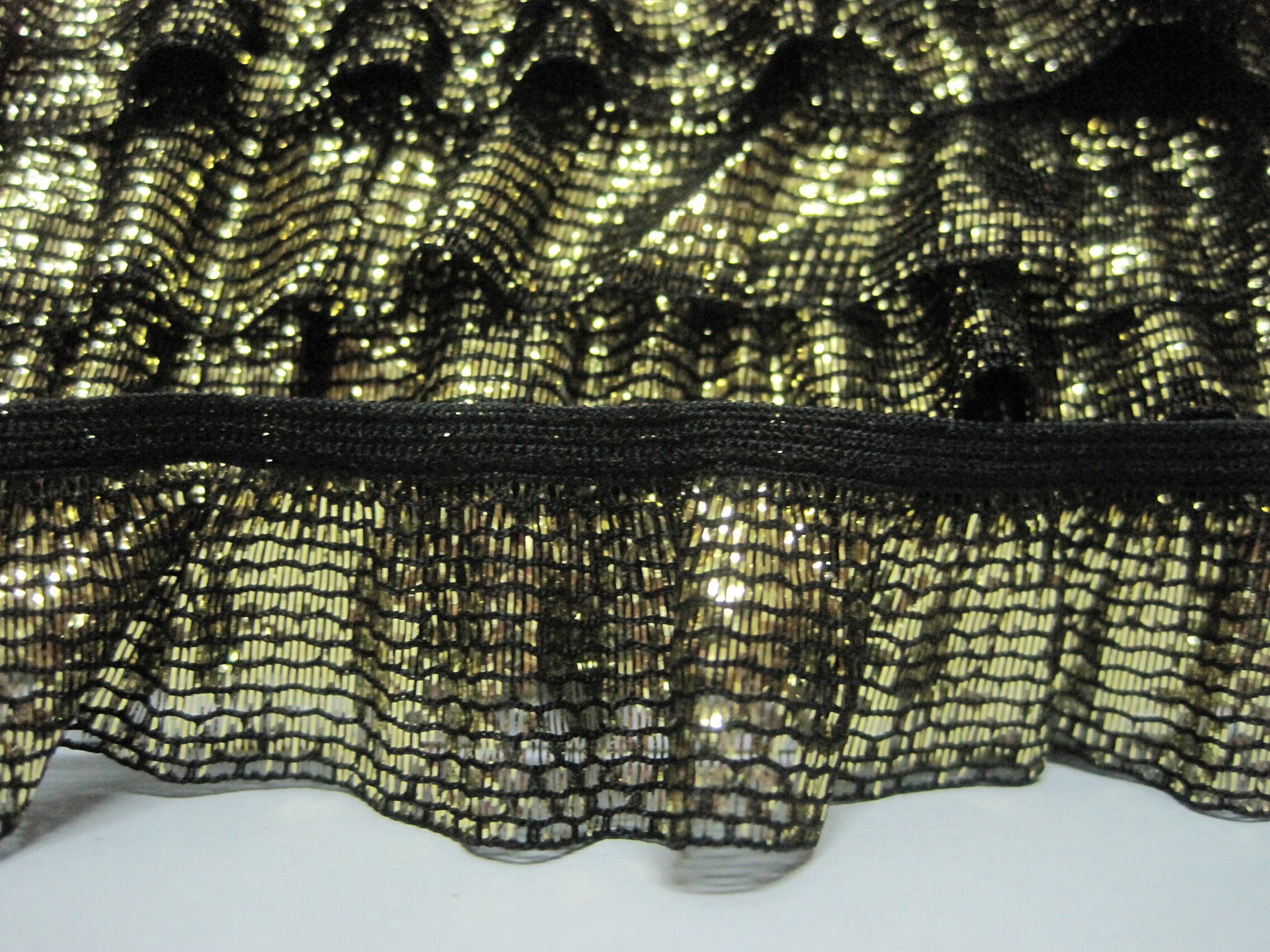 5 Yards Gold Metallic and Black Ruffle Elastic Trim Ruffle | Etsy