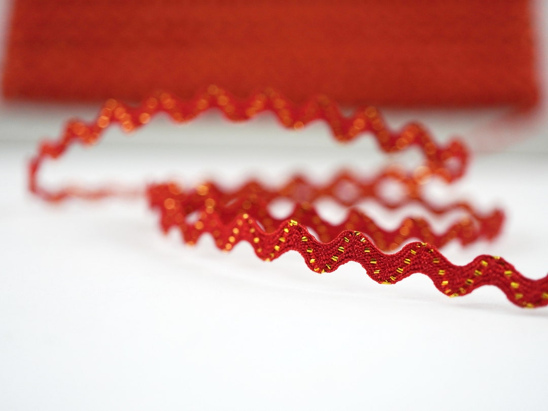 5 Yards Red Tiny Rick Rack With Gold Metallic, Tiny Rick Rack, Mini ...