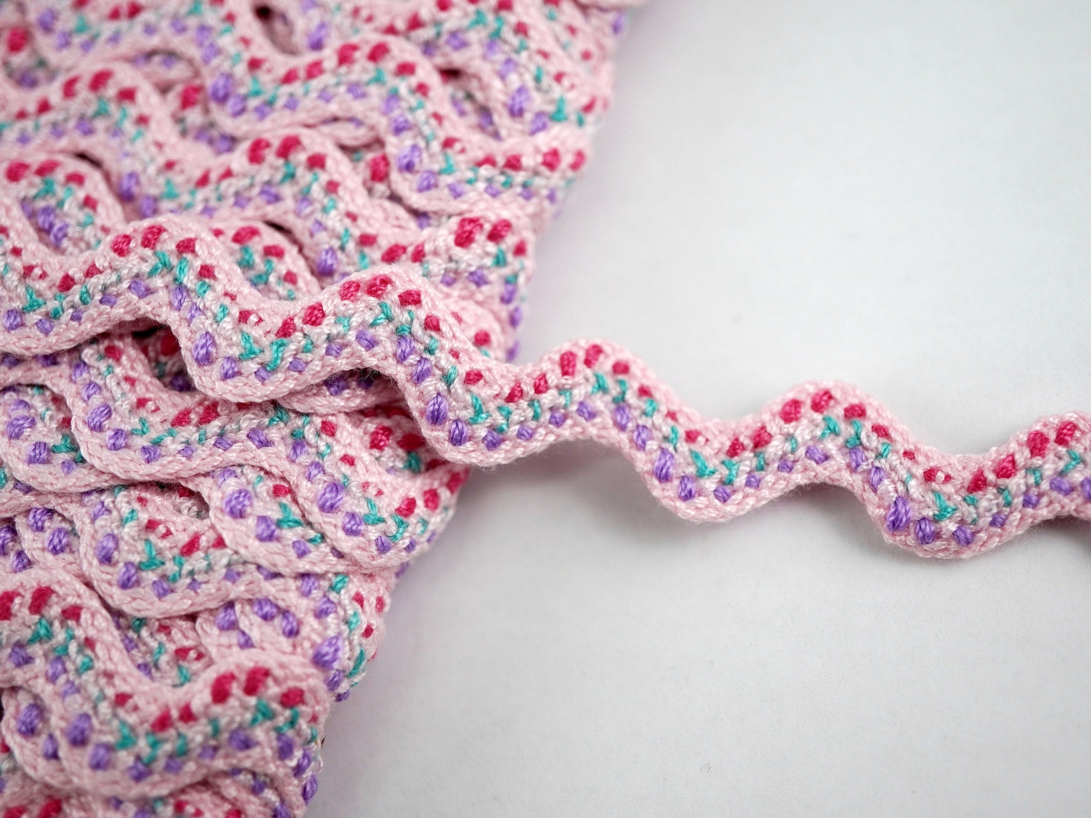 5 Yards Pink Embroidered Rick Rack, Embroidered Vine Rick Rack, Plaited ...
