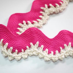 5 Yards Pink Crocheted Rick Rack Trim, Handmade Crochet Lace, Jumbo ...