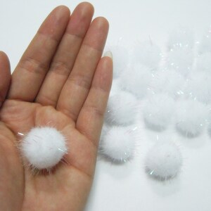 20 Pcs 3/4" White Sparkly Pom Poms - Etsy