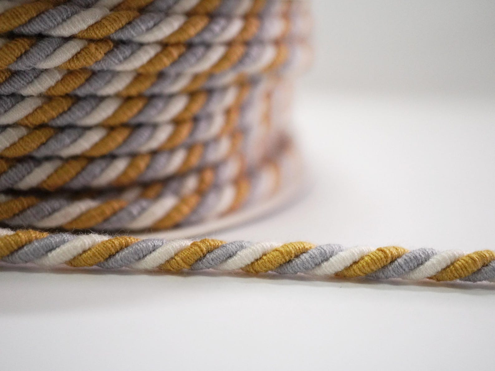5 Yds 4 Mm Gold-ivory-silver Twist Cord, Braided Cord, Soutache Cord ...