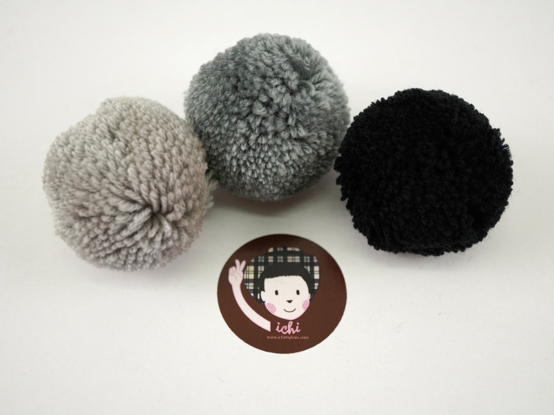 10 Pieces 2" Gray, Black Yarn Pom Pom - Etsy